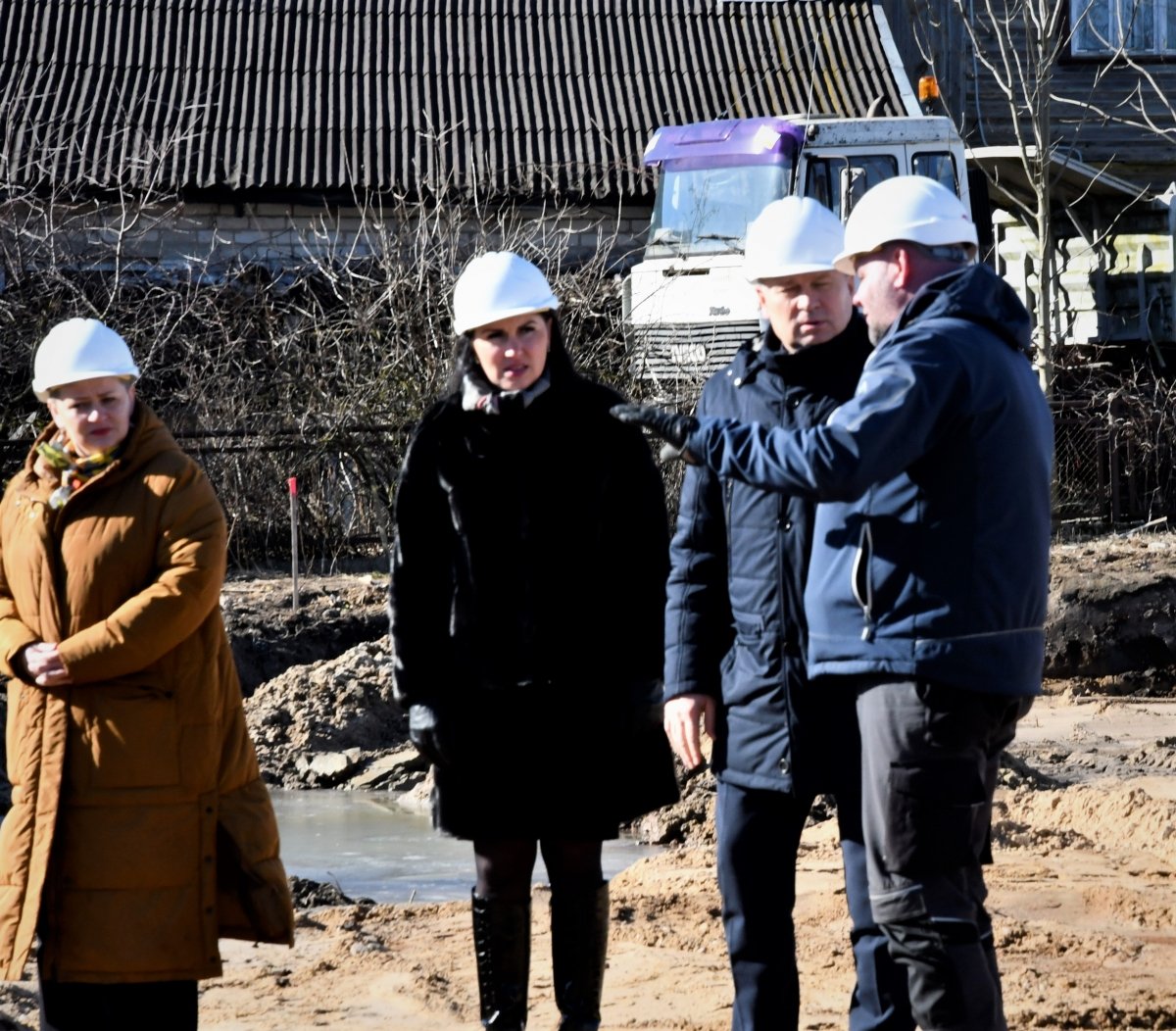 Simne pradėta statyti nauja ambulatorija, o Miroslave jau ruošiamasi ...